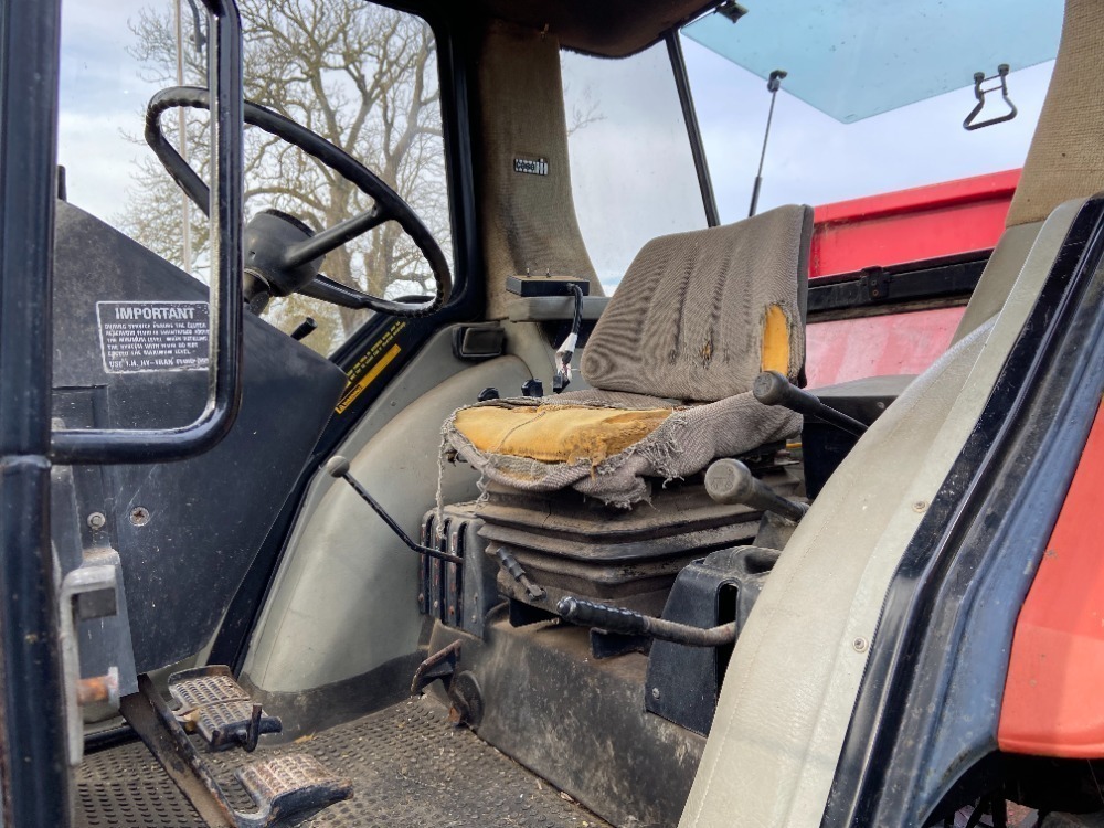 (87) Case International 885 XL Tractor - 2WD Timed Online Retirement ...