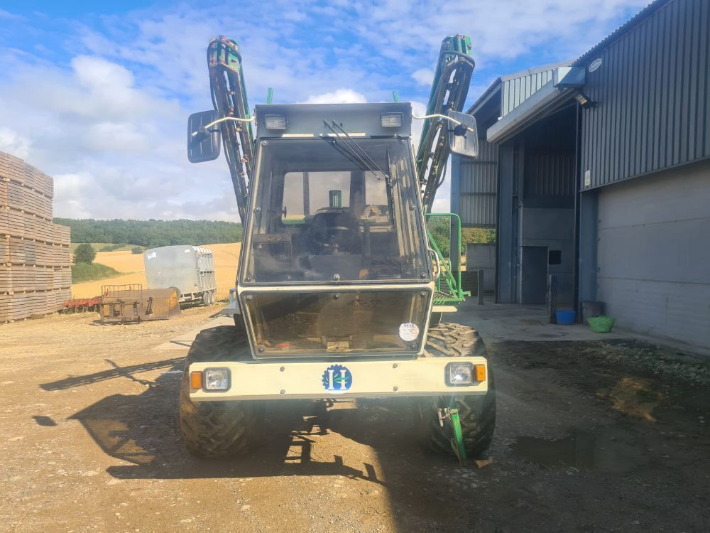 Househam SPRINT 24m Self-Propelled Sprayer 1995, 8500 hours, Delta 34i ...